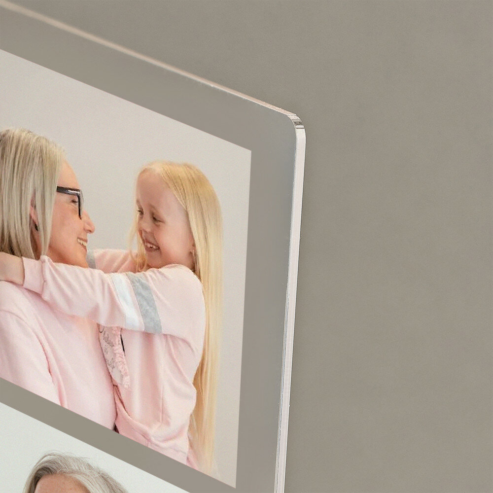 Močiutė - Spauda ant akrilinio stiklo su stovu - MyGift.lt