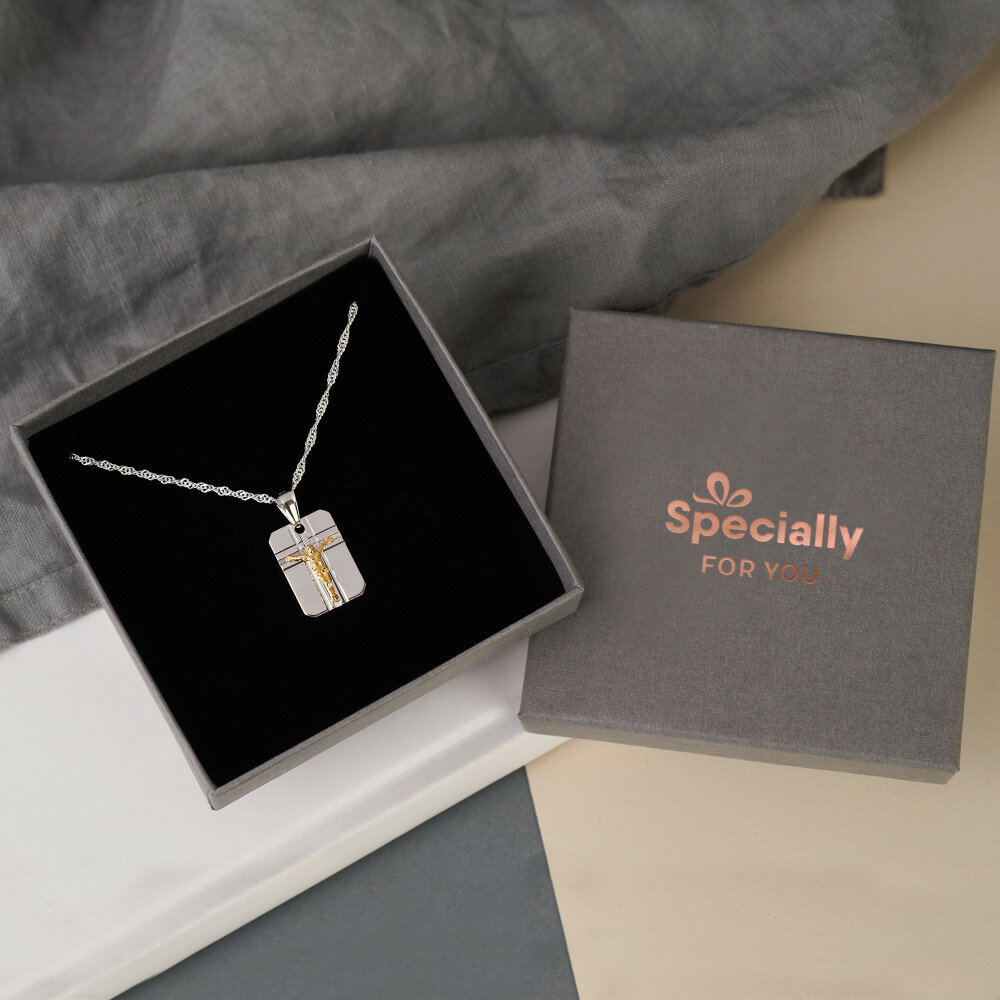 Komunija - Jėzus ant kryžiaus: sidabrinis-medalionas-su-grandinele ...